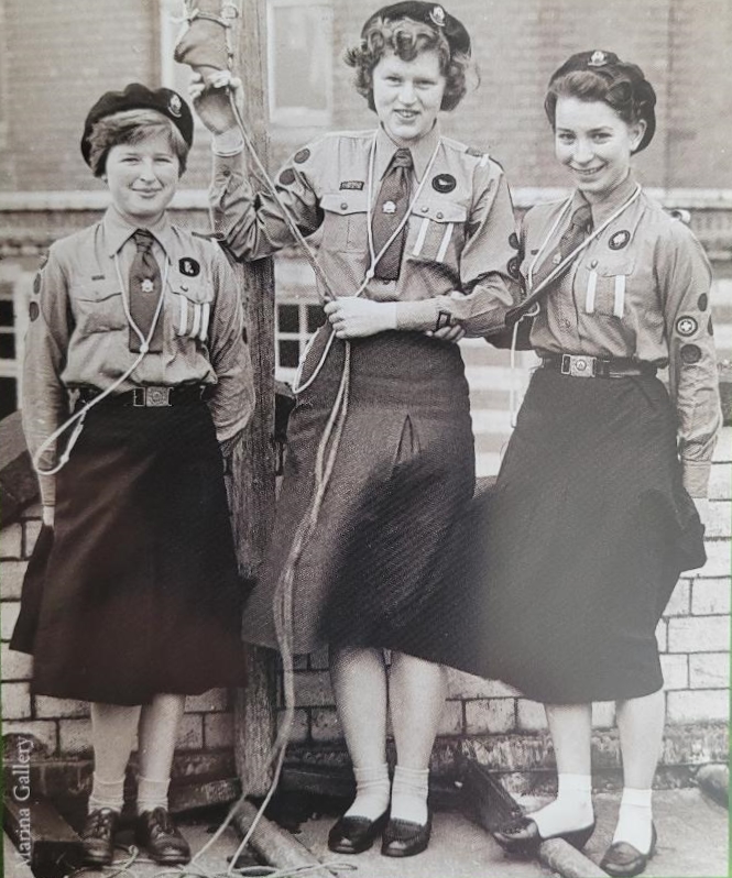 Guide uniform changes every five minutes these days . . . ? – Leslie's ...