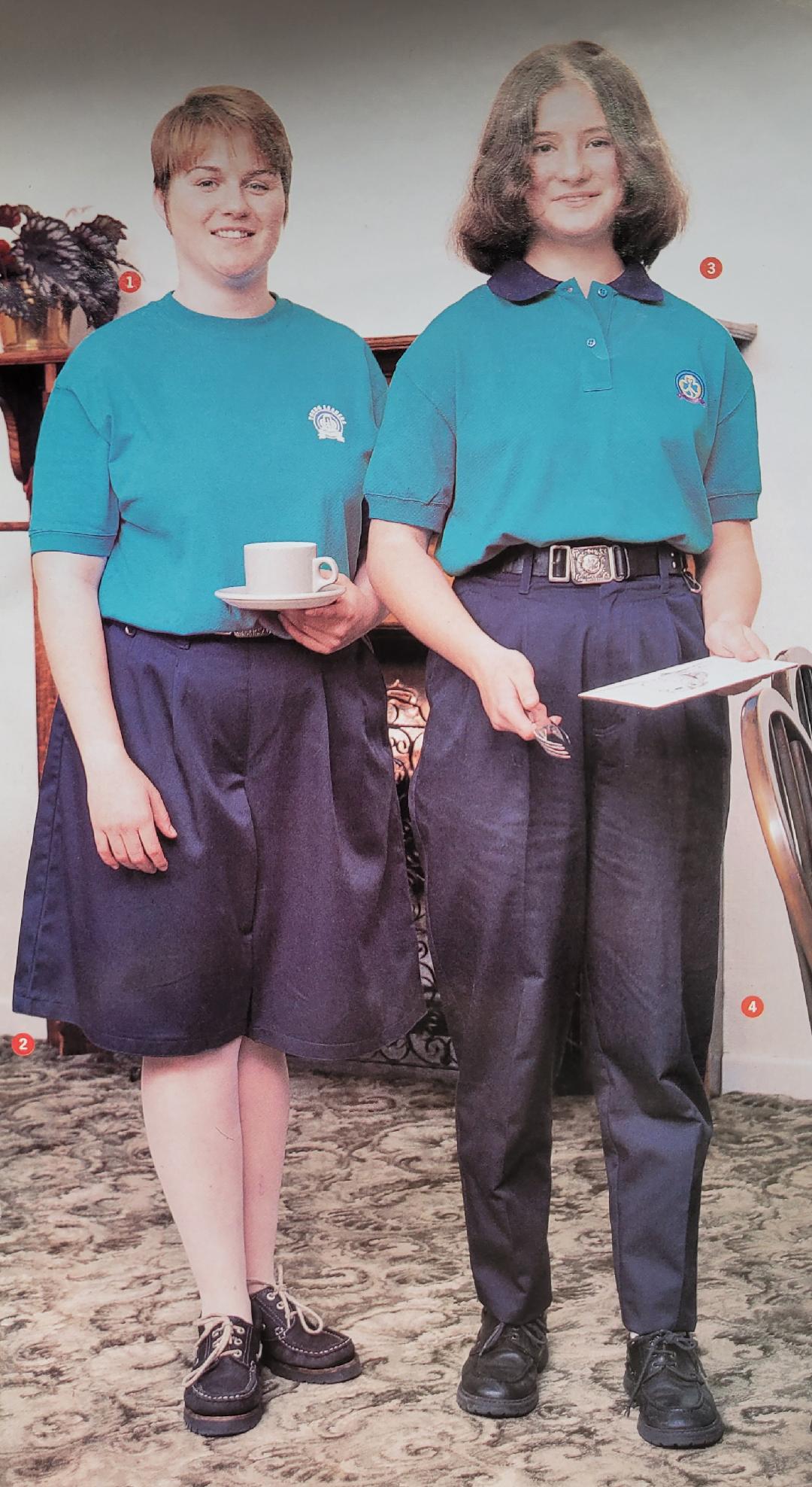 1996 Young Leader Uniform – Leslie's Guiding History