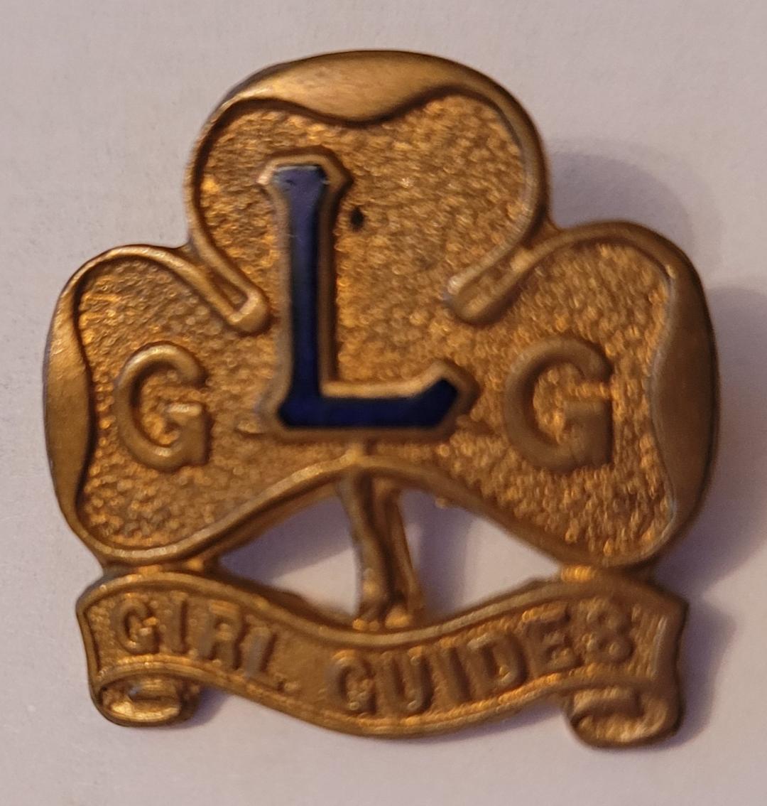 Guides – Leslie's Guiding History