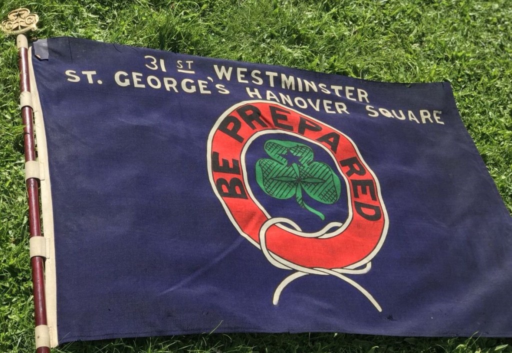 Flags – Leslie's Guiding History