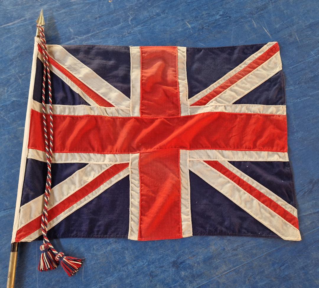 Flags – Leslie's Guiding History